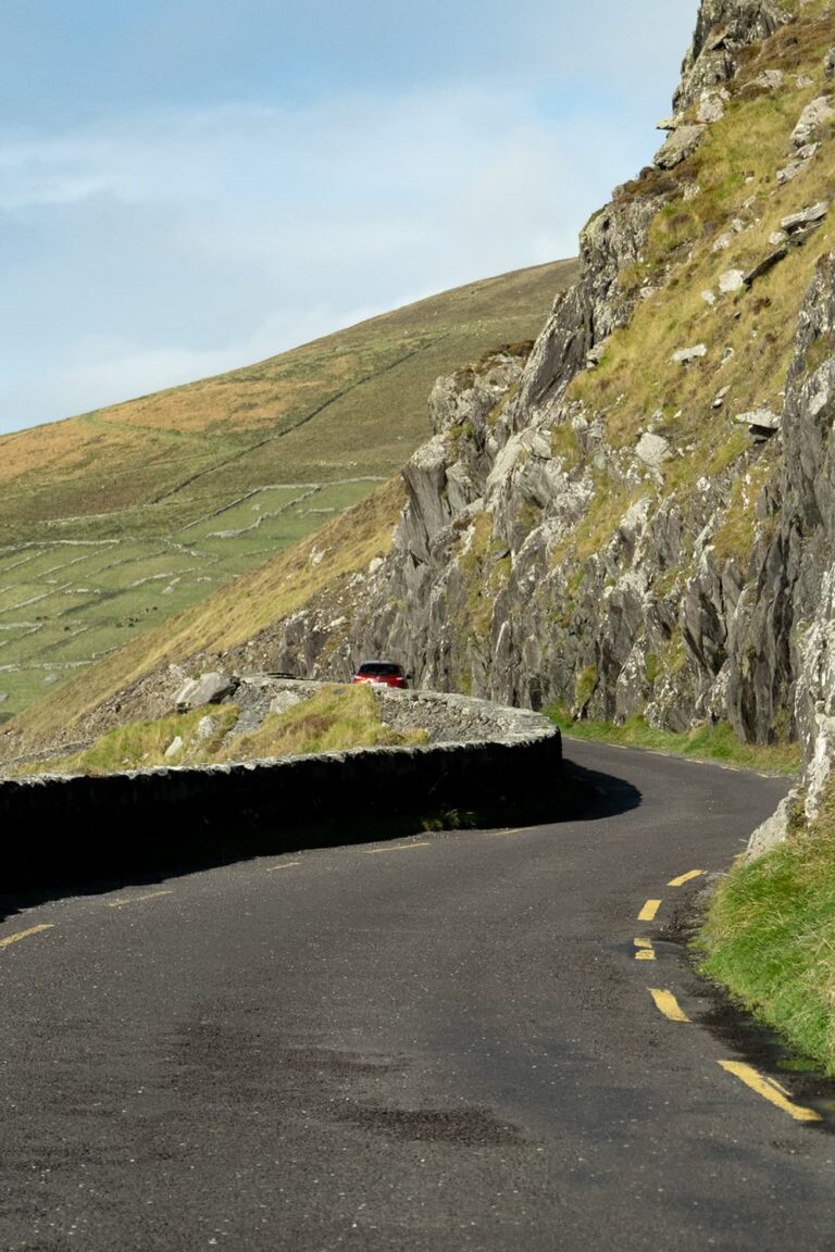 Most Epic One Day Dingle Peninsula Itinerary - themigratorybirds.com