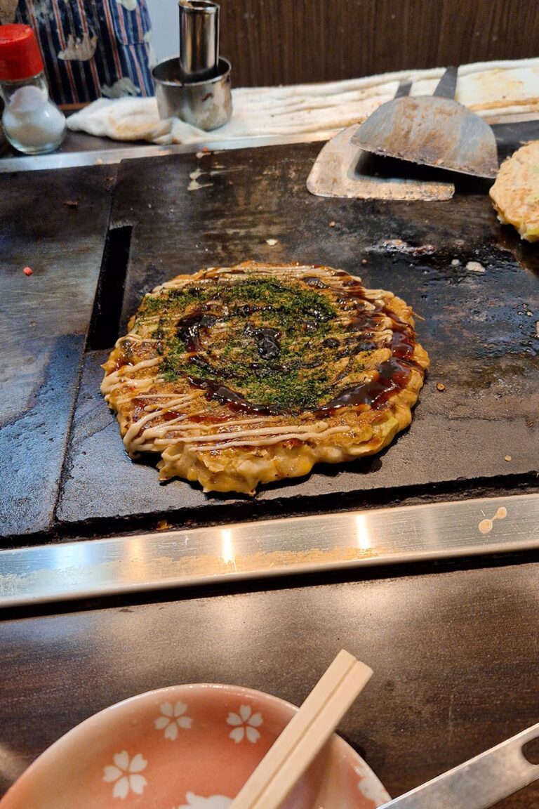 Perfect Osaka 1 & 2-Day Itinerary | Where to sight-see, shop & eat ...